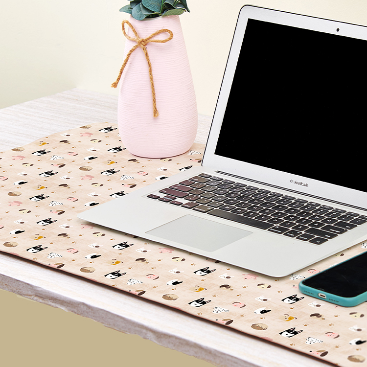 Designer Desk Mats - Skid-proof Tech Mats | Zoomin