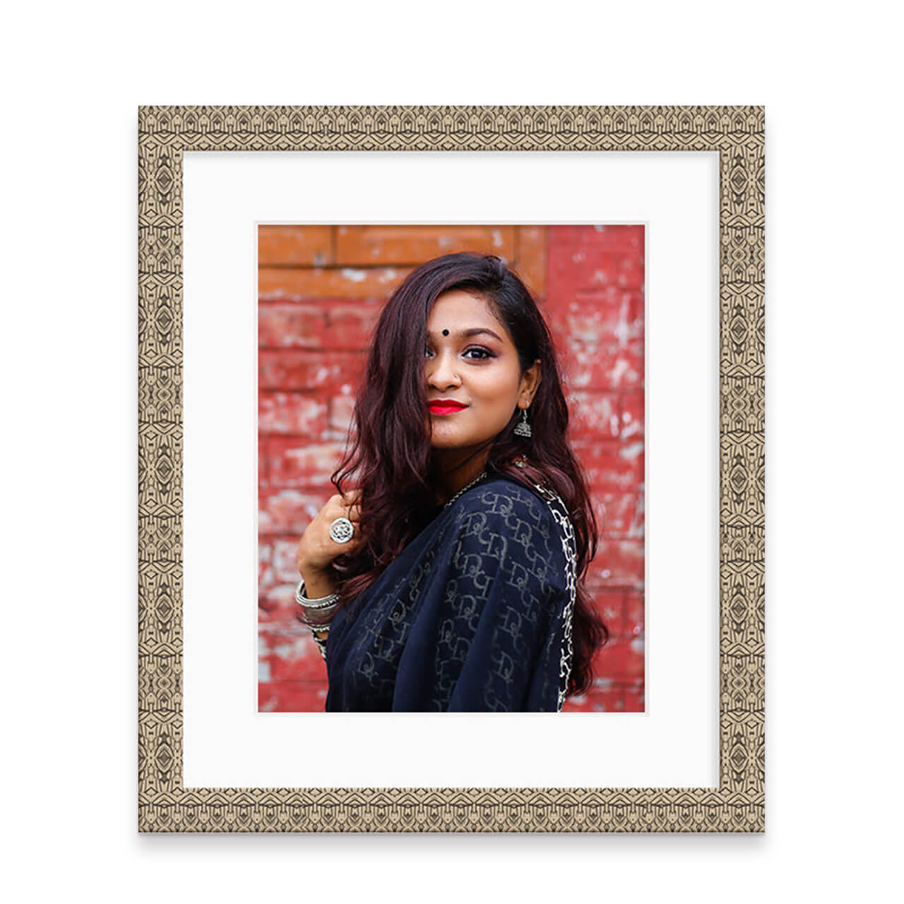 Designer Photo Frames Online | Stylish & Decorative Frames