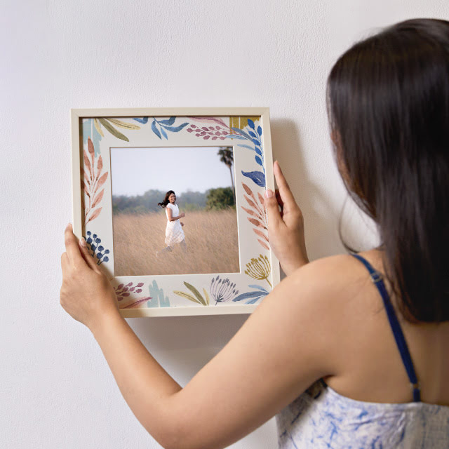 Ikebana Designer Mat Photo Frames | Zoomin